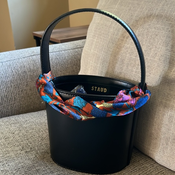 STAUD | Bags | Staud Leather Bucket Bag | Poshmark
